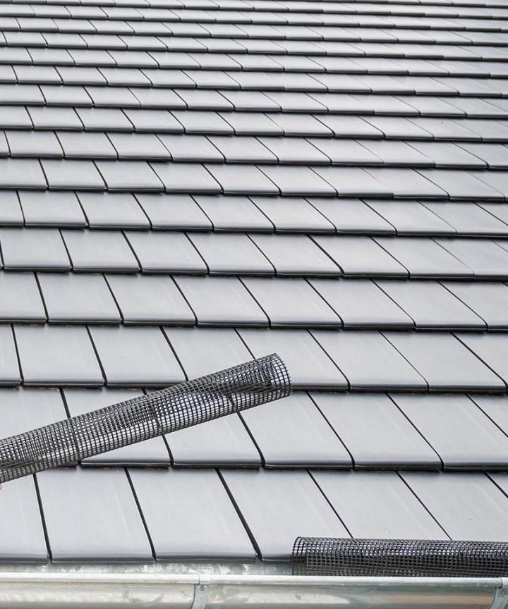 Installation of Gutter Guards Trois-Rivières - Gouttières Le Petit Québec